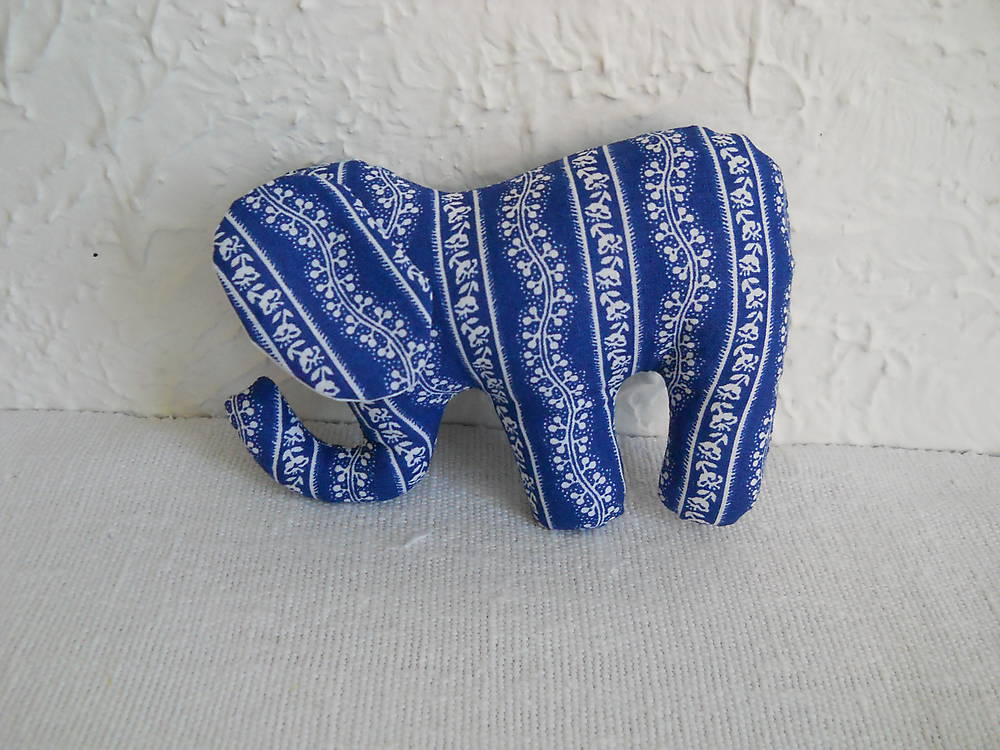 Sloník Dumbo - červeno modrý / VERAstyle - SAShE.sk