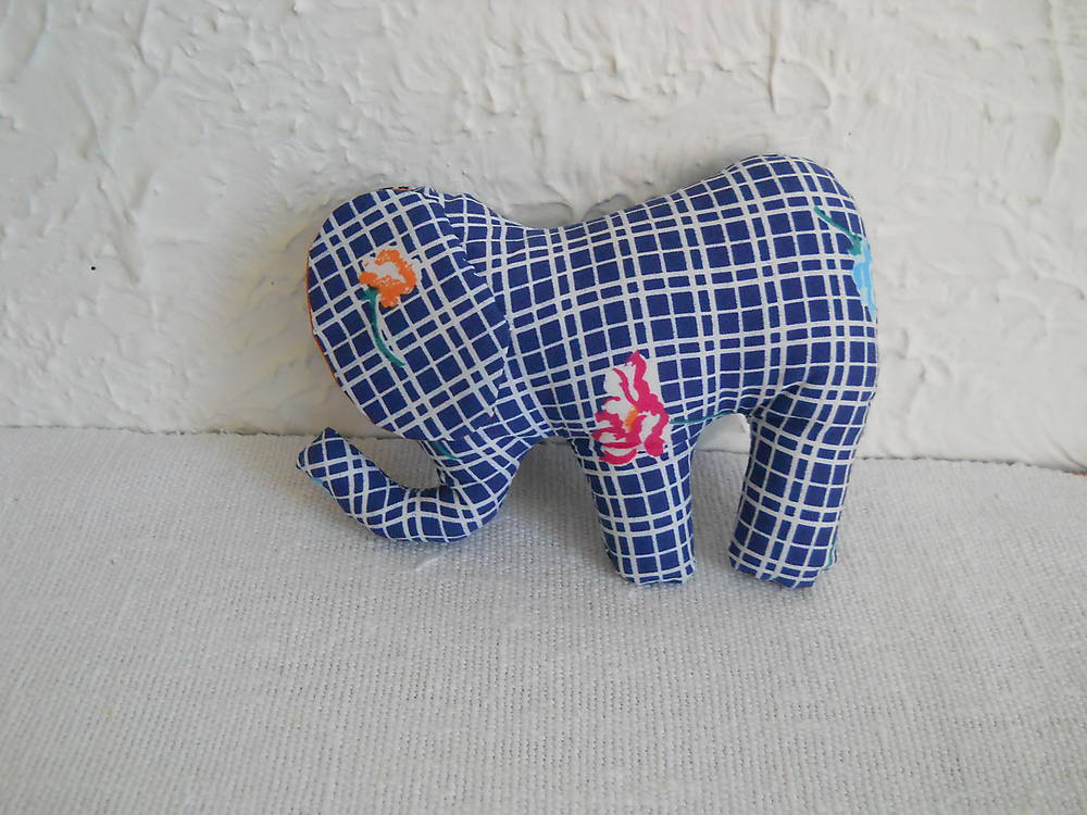 Sloník Dumbo - červeno modrý / VERAstyle - SAShE.sk