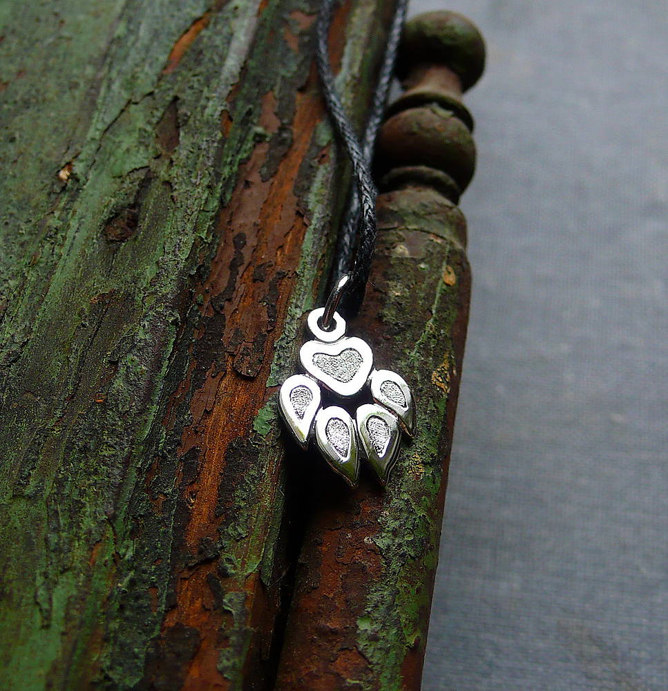 Psia labka 2 / IngridPatayova - SAShE.sk