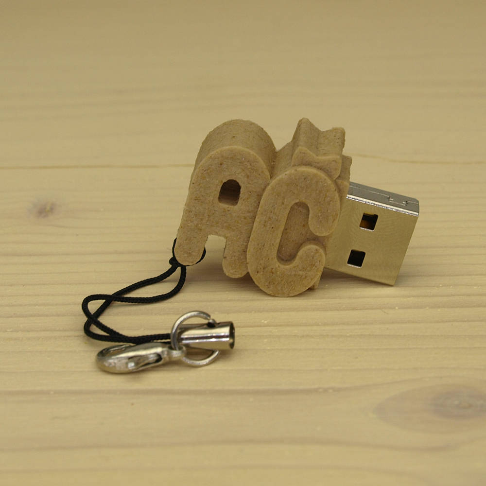 Drevený mini USB kľúč / layerica - SAShE.sk