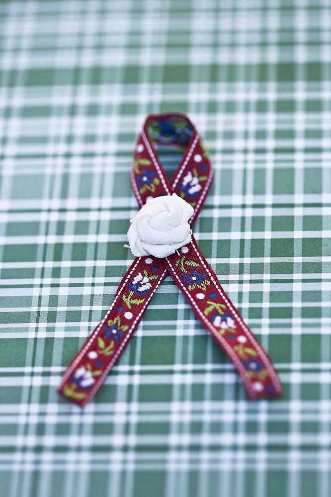 Pierko folk - červené / svadbolina - SAShE.sk